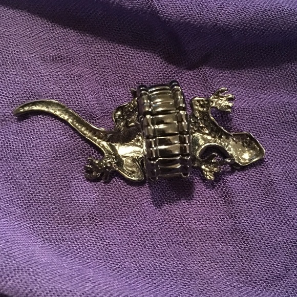 Jewelry | Rhinestone Lizard Ring | Poshmark